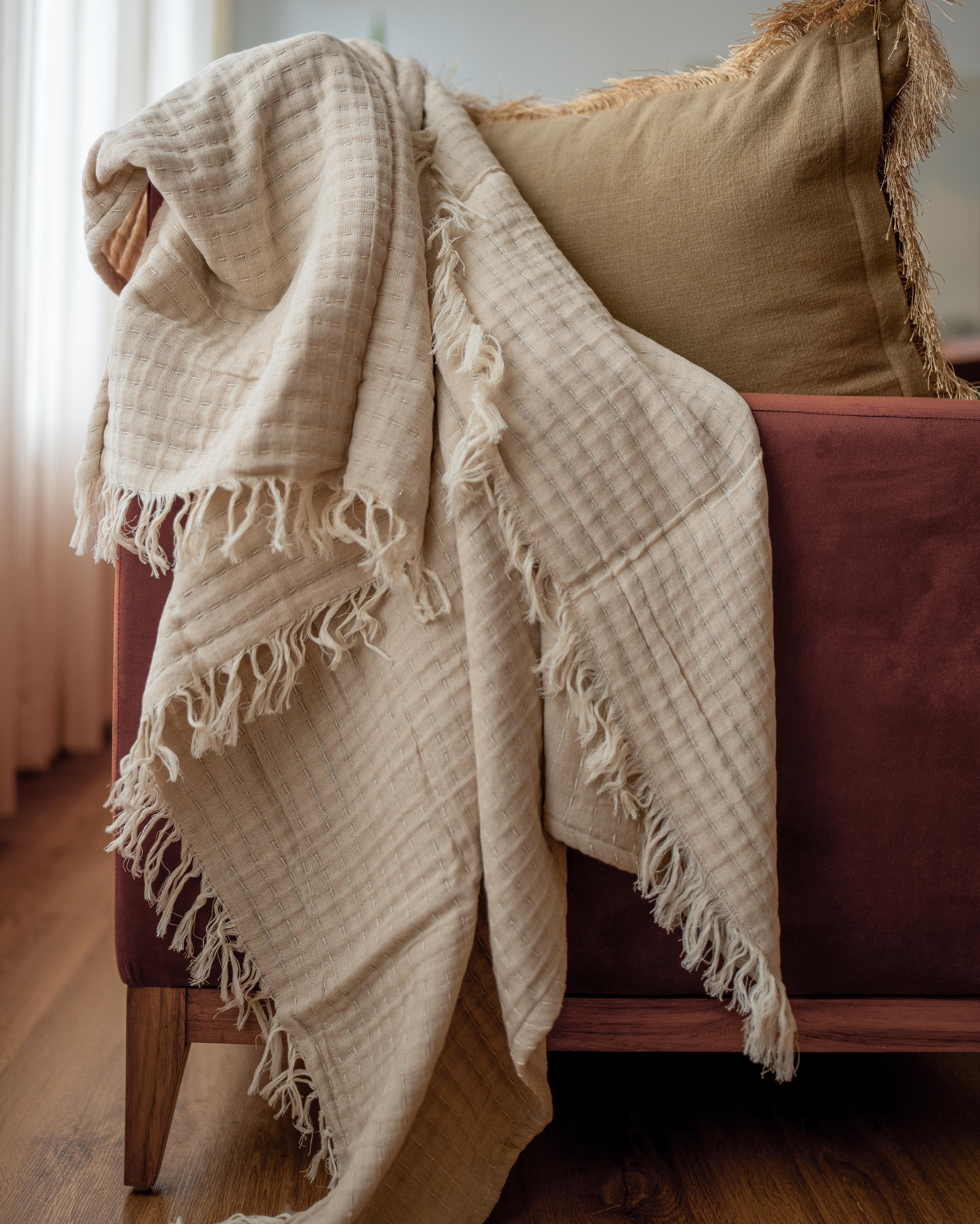 Throws – ALTROVE