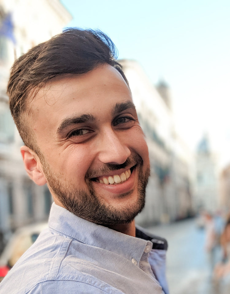 ABOUT US – ALTROVE